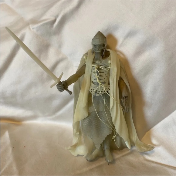 Toybiz | Toys | Lotr Rotk King Of The Dead Action Figure Glows In The ...